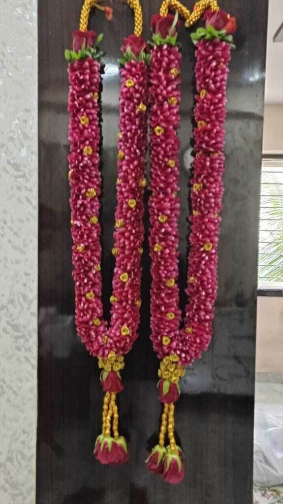 10 Best South Indian Wedding Garland Designs